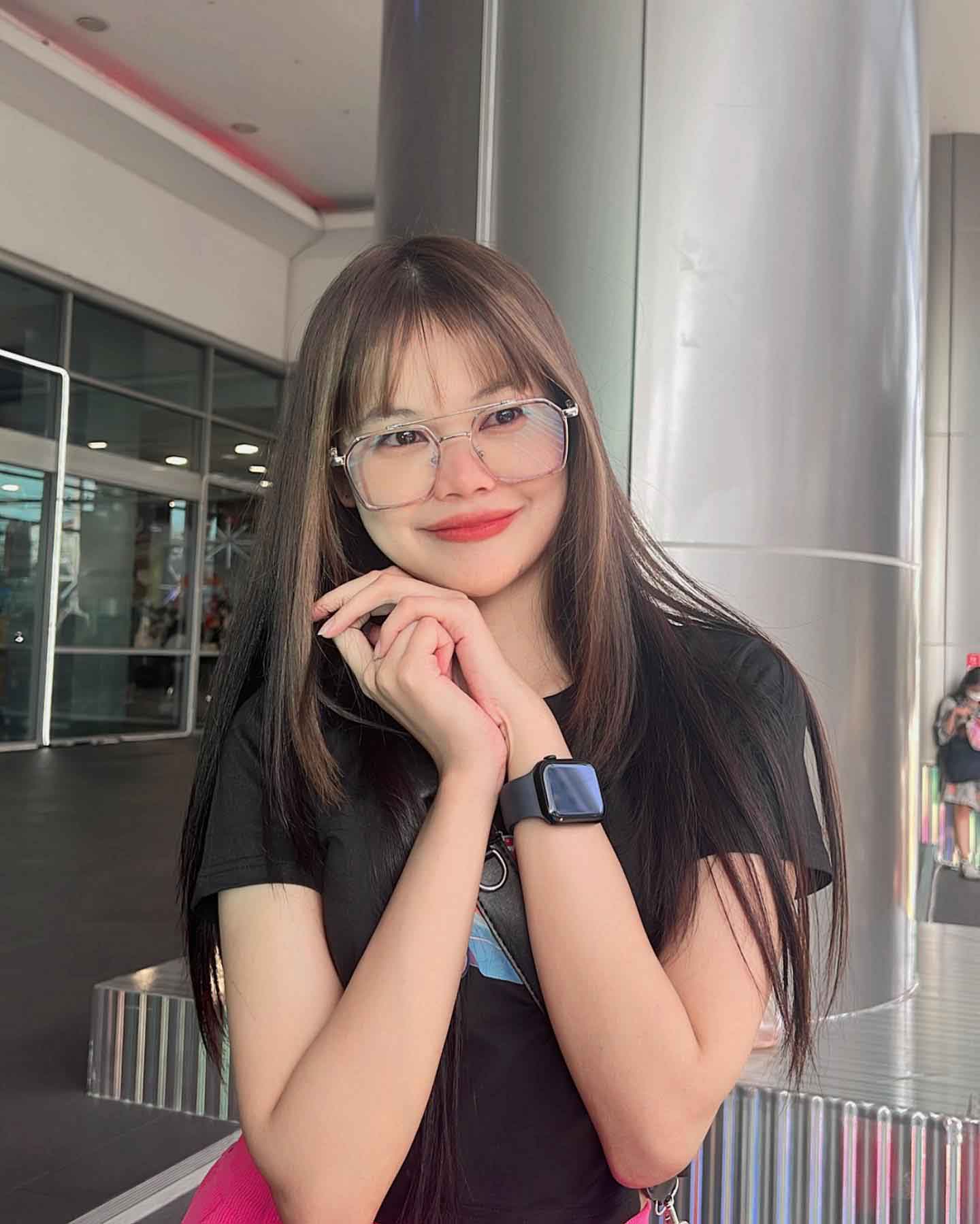 แจกวาร์ป น้องจ๊ะจ๋า Sirikarn สาวสายเกมเมอร์ น่ารัก มีเสน่ห์ จัดเต็ม