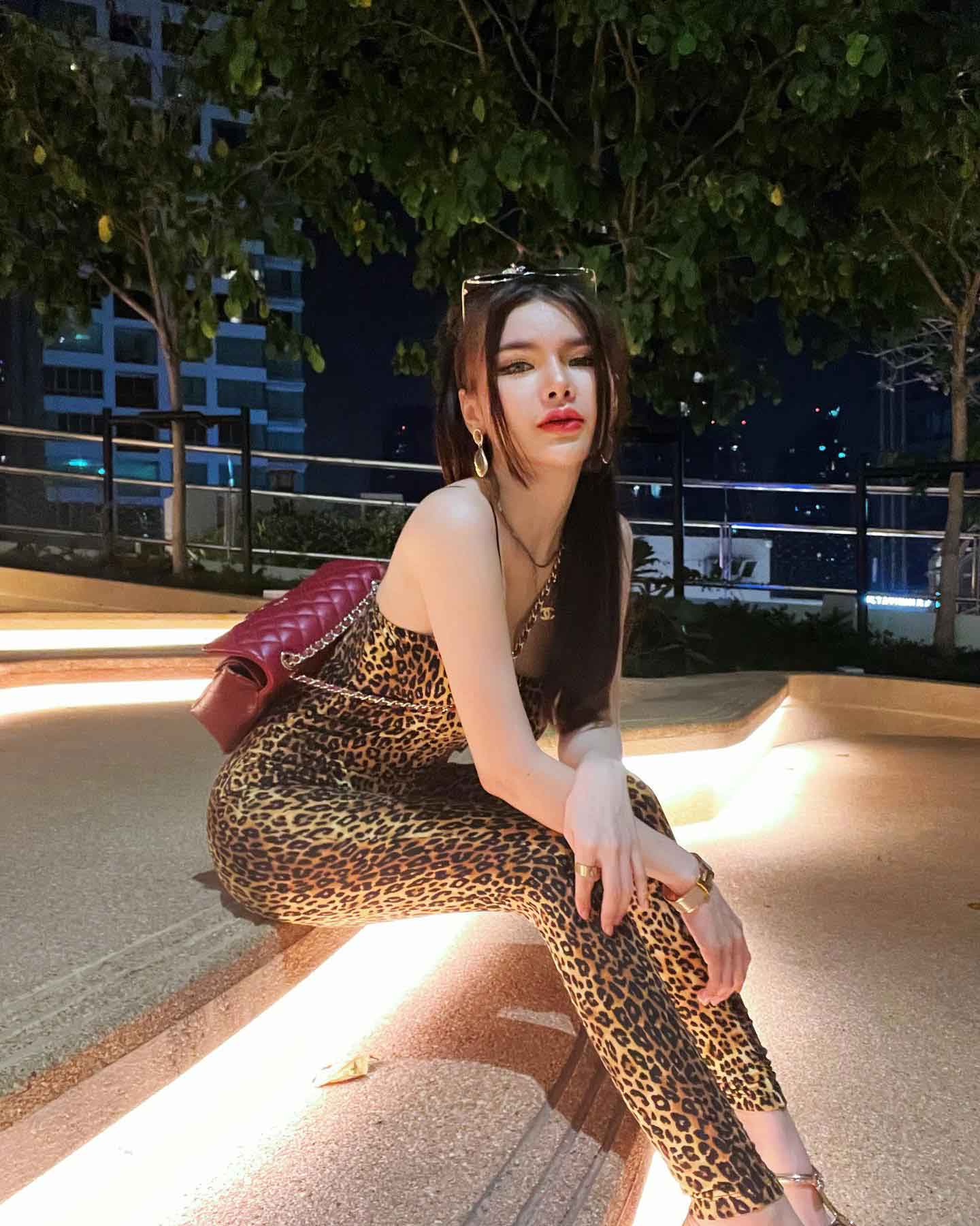 แจกวาร์ป น้องแคท iLada สาวเน็ตไอดอล น่ารัก ดาว onlyfans การันตี