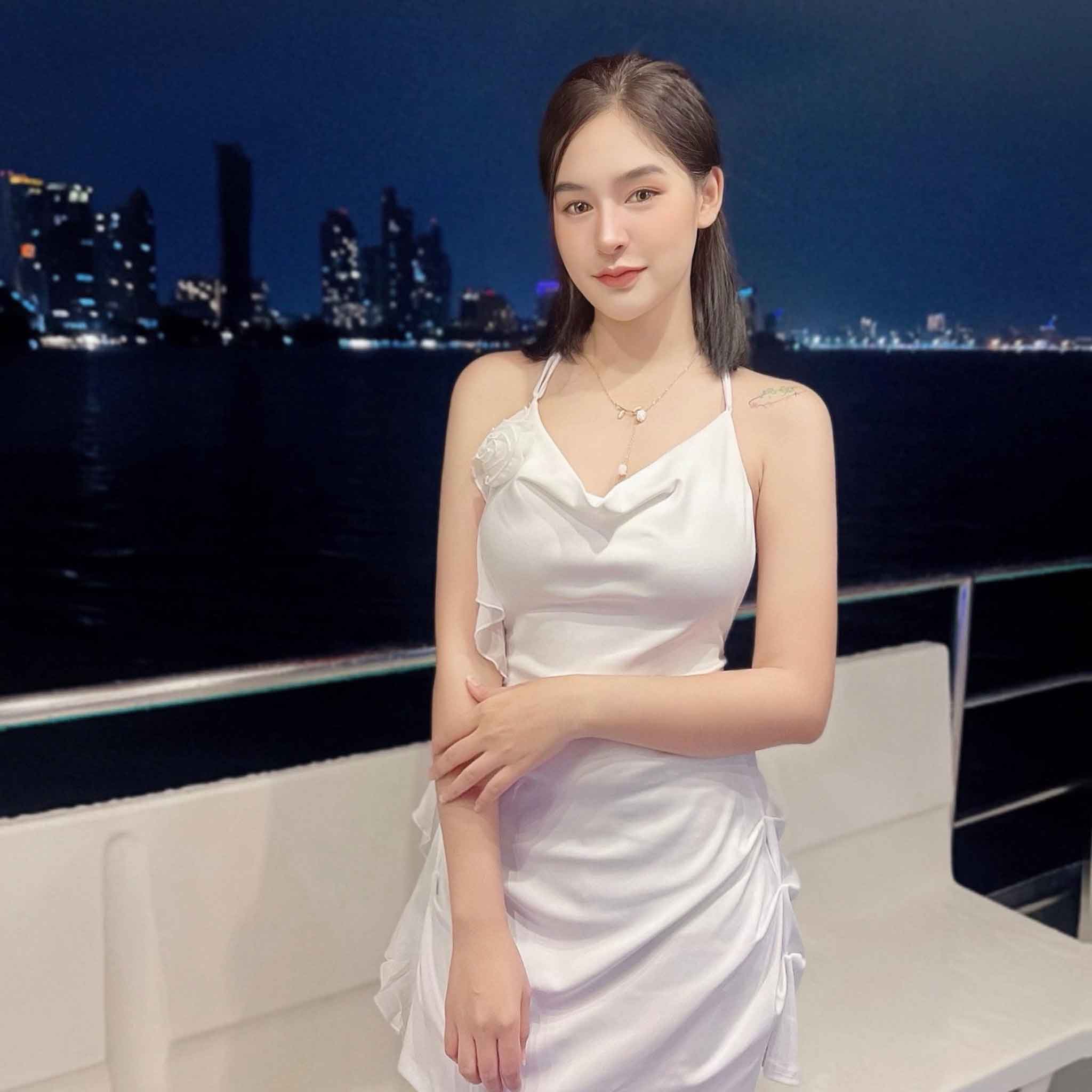 แจกวาร์ป น้องข้าวปอ Kiriyaporn สาวสวย หุ่นแซ่บ น่ารัก เกินใจ