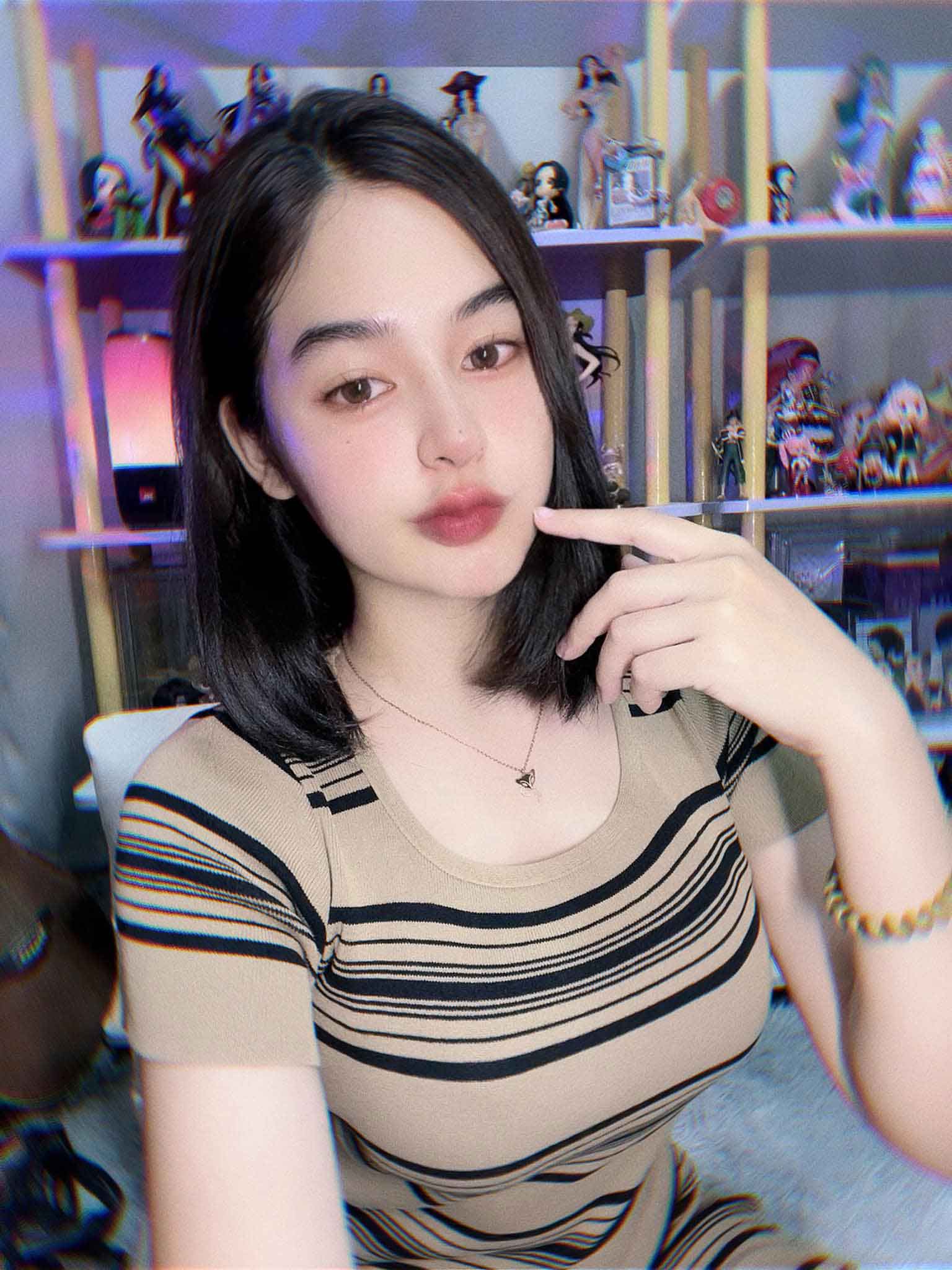 แจกวาร์ป น้องข้าวปอ Kiriyaporn สาวสวย หุ่นแซ่บ น่ารัก เกินใจ