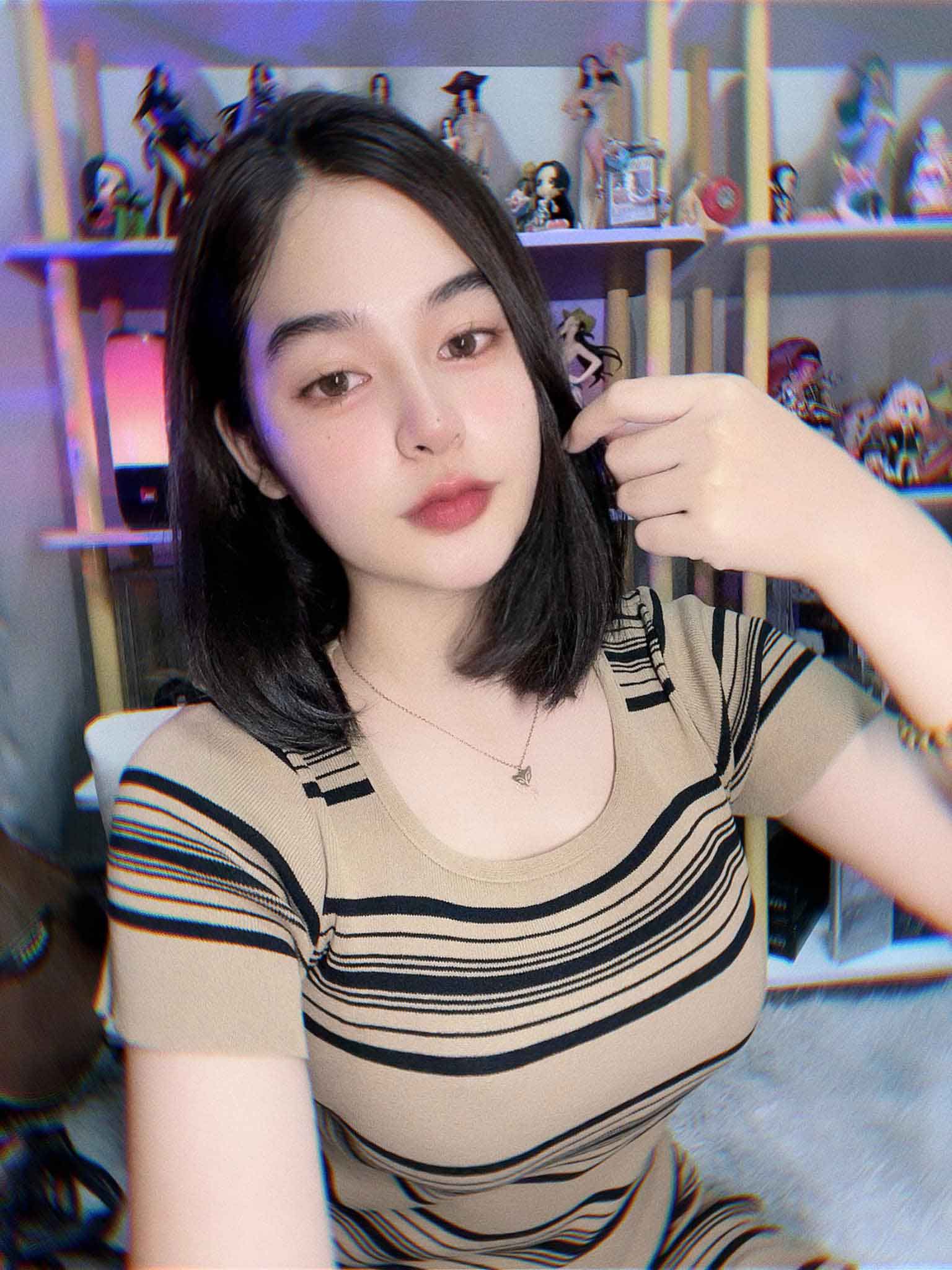 แจกวาร์ป น้องข้าวปอ Kiriyaporn สาวสวย หุ่นแซ่บ น่ารัก เกินใจ