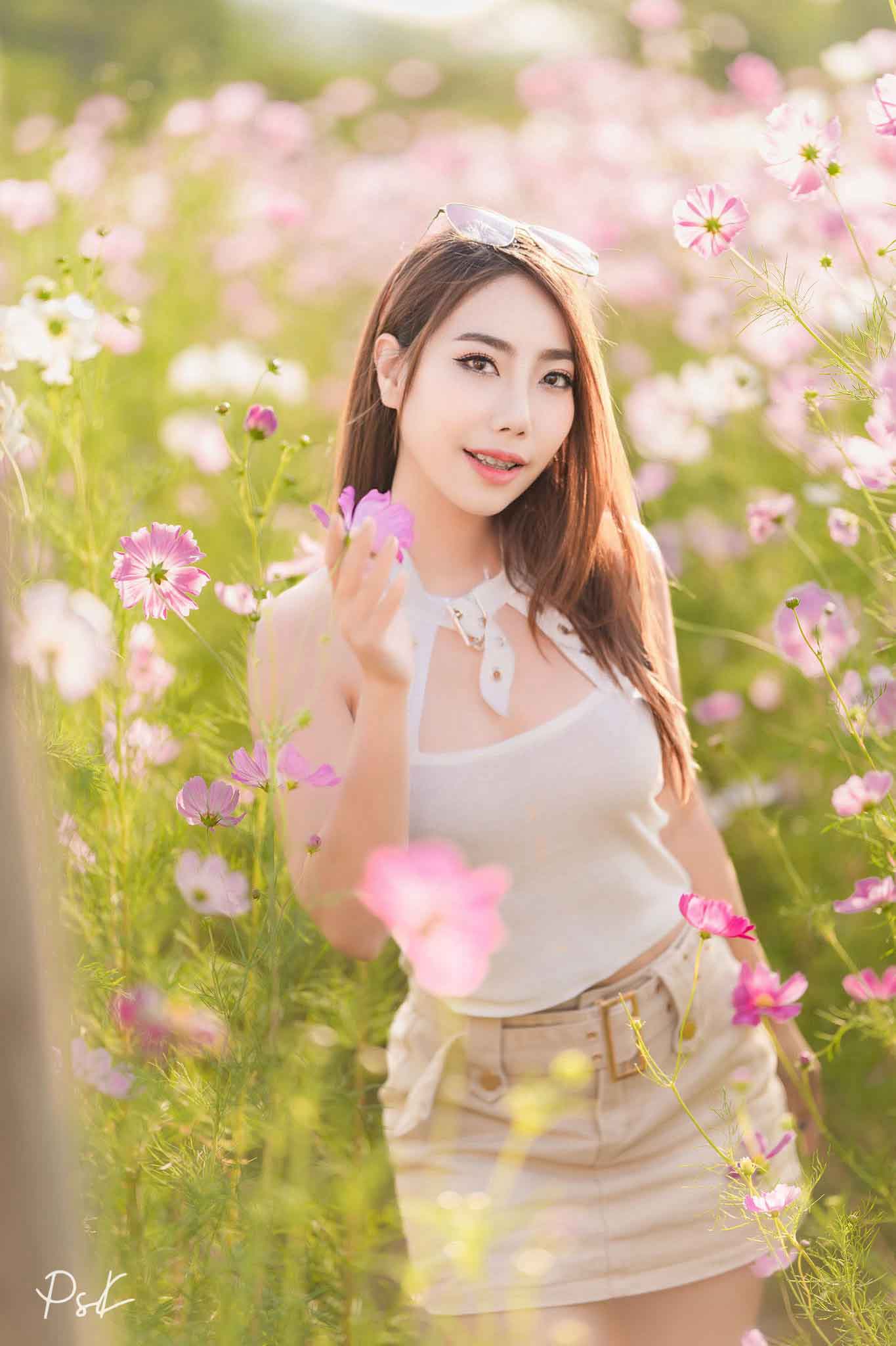 แจกวาร์ป น้องเหมย Moeily Duanghathai สาวพริตตี้น่ารักทรงเสน่ห์ทีเด็ด