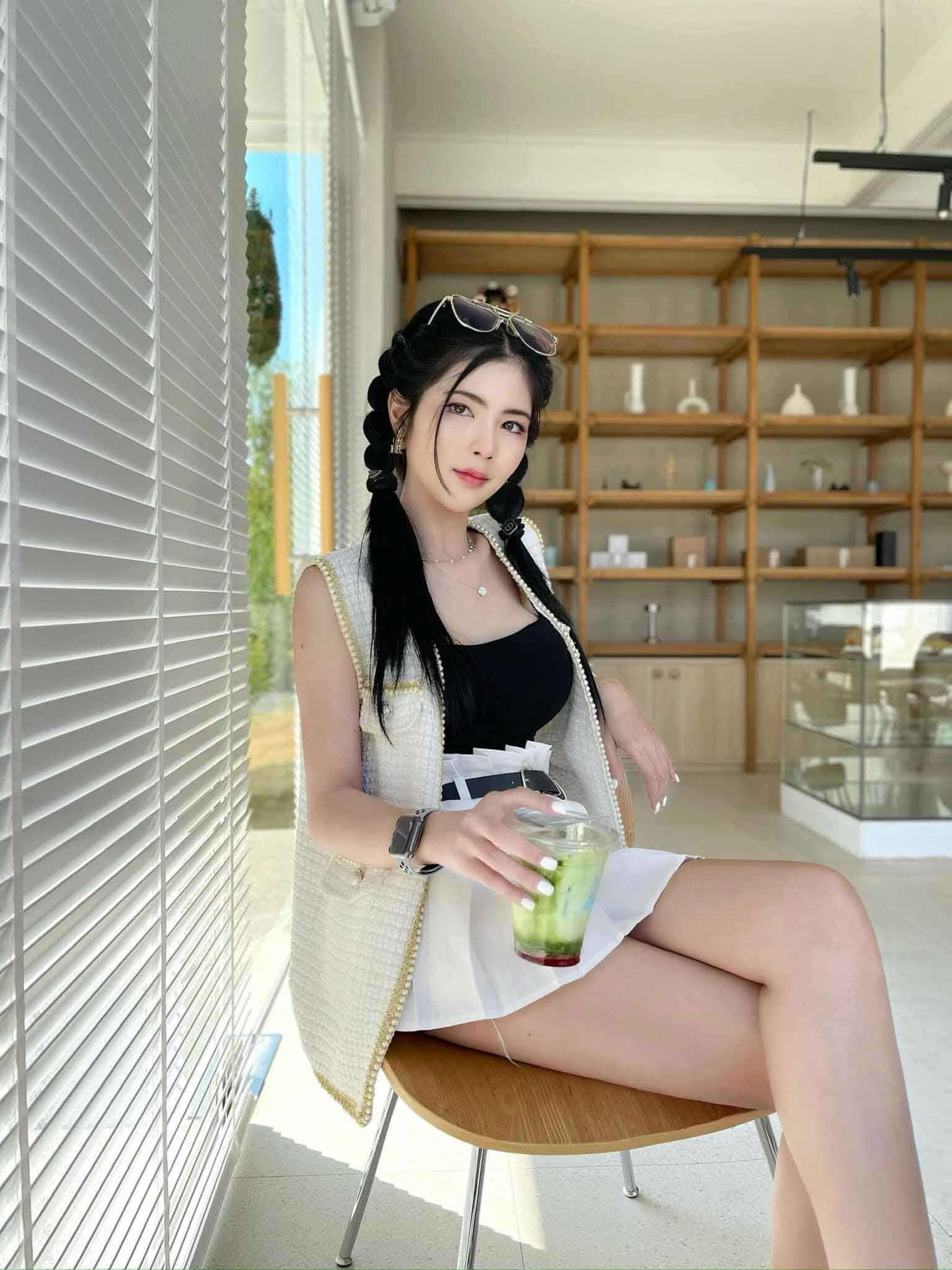 แจกวาร์ป น้องส้มโอ Satiya Pratiparam สาวพริตตี้ เซ็กซี่ขยี้ใจ การันตี