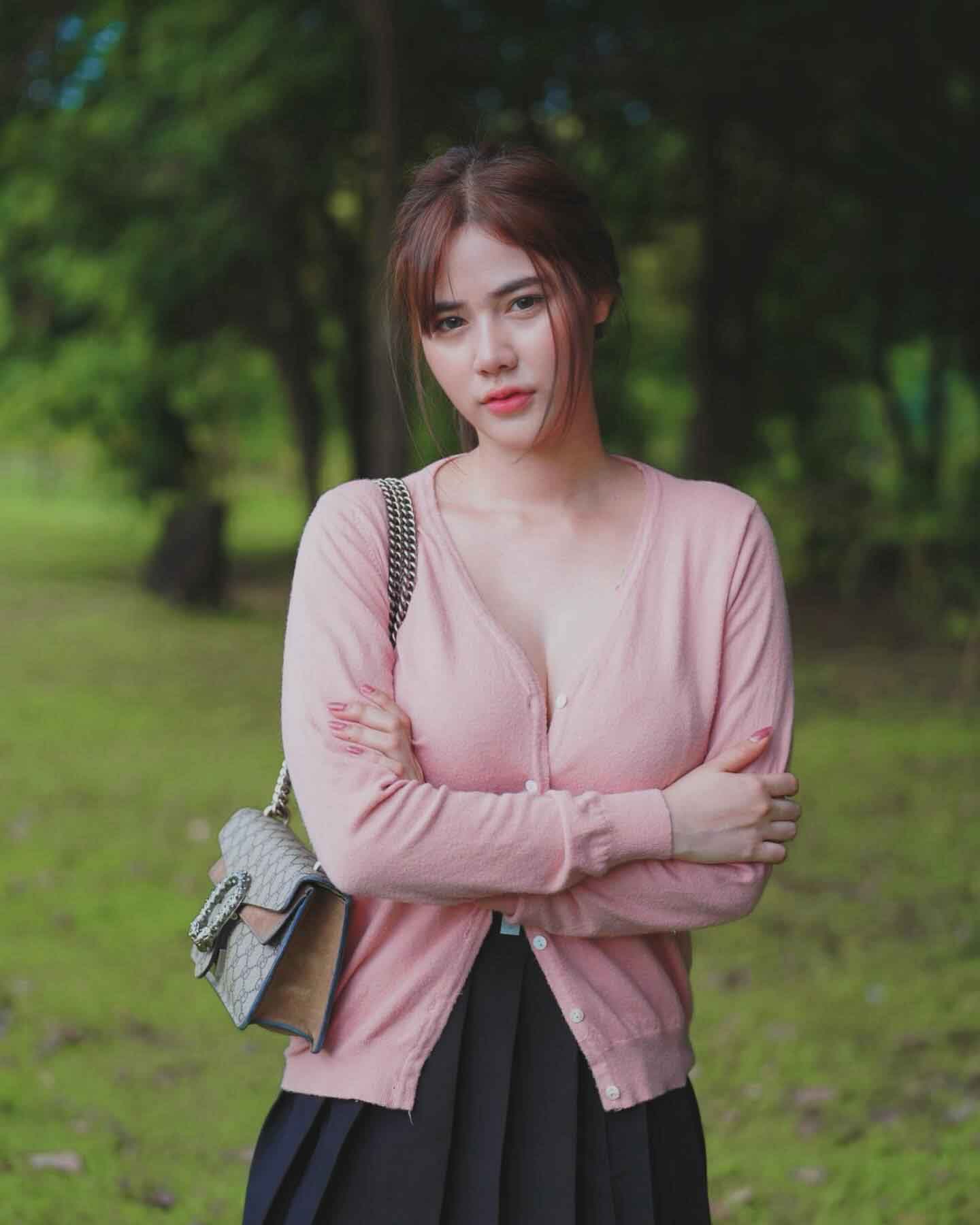 แจกวาร์ป Eveeve kamonchnok สาวหุ่นนางแบบเซ็กซี่ดาวยั่วทีเด็ดโดนใจ