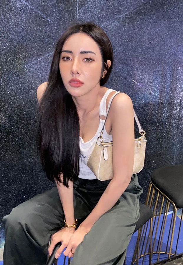 เปิดวาร์ป Blue chompunut Kodcharin เซ็กซี่สวยเก่ง นางแบบฮอต