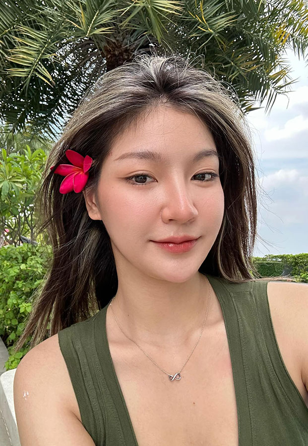 ประวัติ Junjila Boonying ขาวใสน่ารัก ยิ้มมีเสน่ห์โดนใจแฟนคลับปลื้มมาก