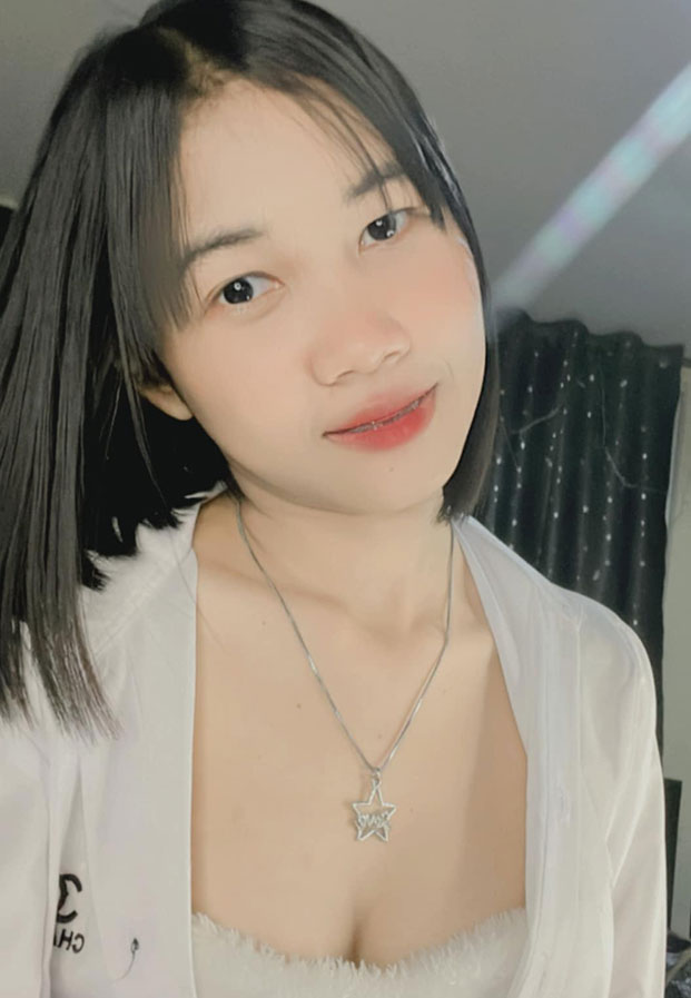 ประวัติ หนูหิ่น Num Aritsara เน็ตไอดอล ดาวติ๊กต๊อก เซ็กซี่ตัวท็อป