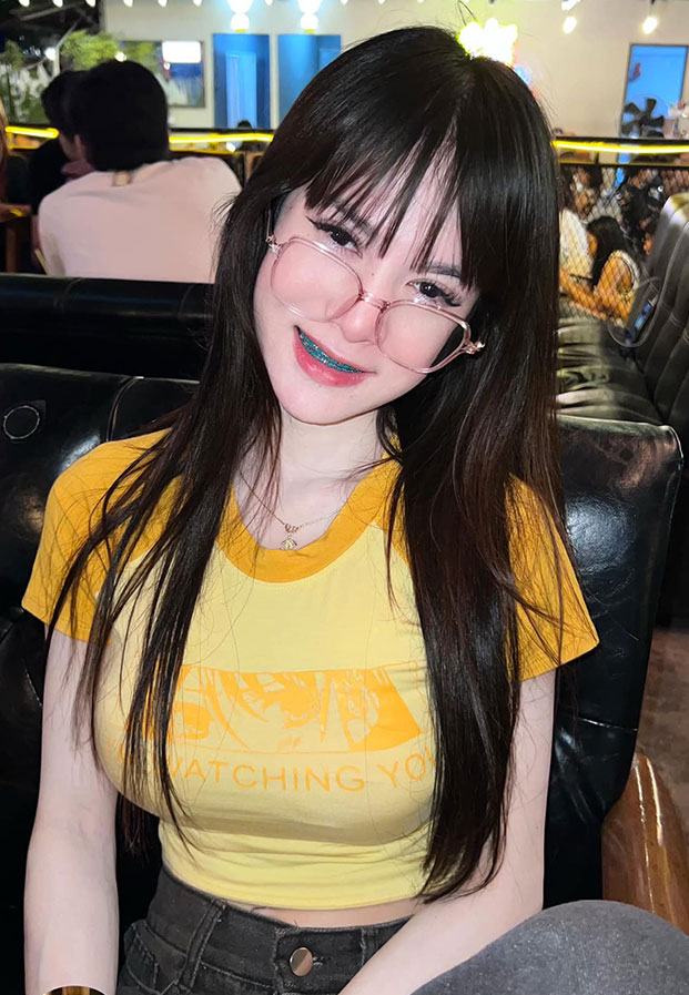 ประวัติ Anny Aphinya เน็ตไอดอลสวย ผิวขาว เซ็กซี่ขวัญใจหนุ่มๆ