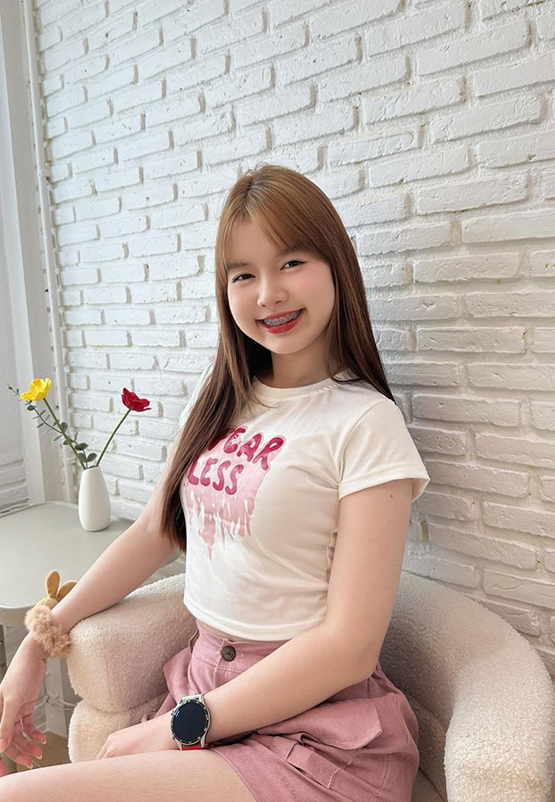 วาร์ป Chantikut Chutikarn น่ารักสวย ออร่าขาวแฟนคลับหลงรัก