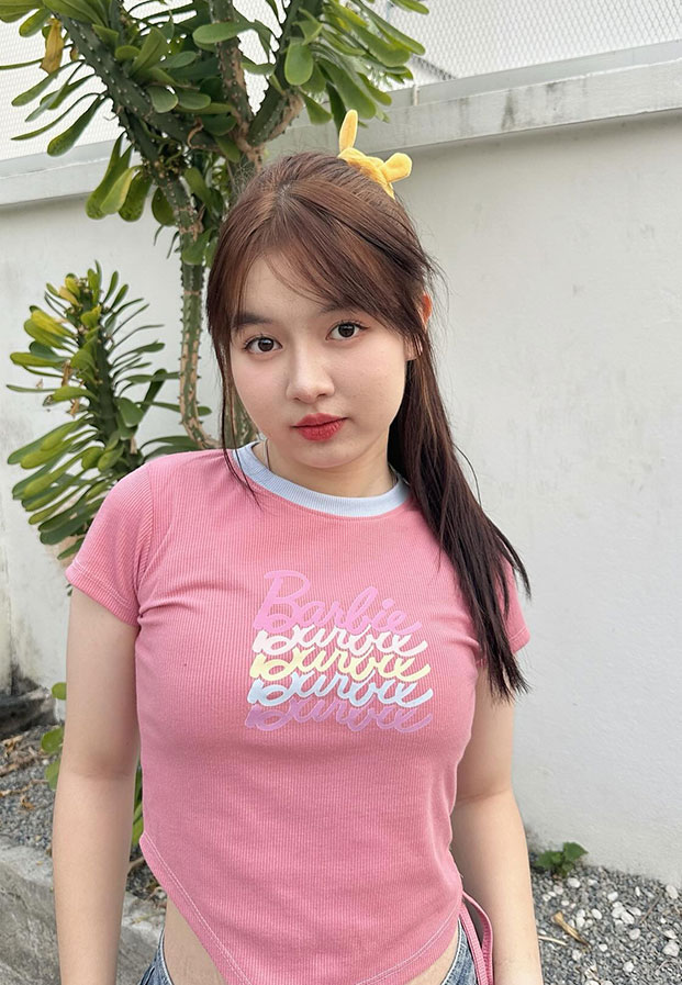 วาร์ป Chantikut Chutikarn น่ารักสวย ออร่าขาวแฟนคลับหลงรัก