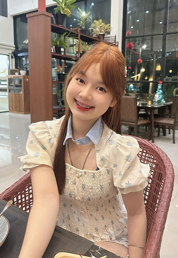 วาร์ป Chantikut Chutikarn น่ารักสวย ออร่าขาวแฟนคลับหลงรัก